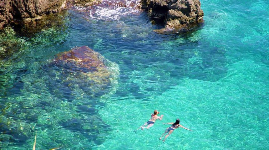 ΜΙΑ ΩΔΗ ΣΤΟ ΕΛΛΗΝΙΚΟ ΚΑΛΟΚΑΙΡΙ - OraGentleman